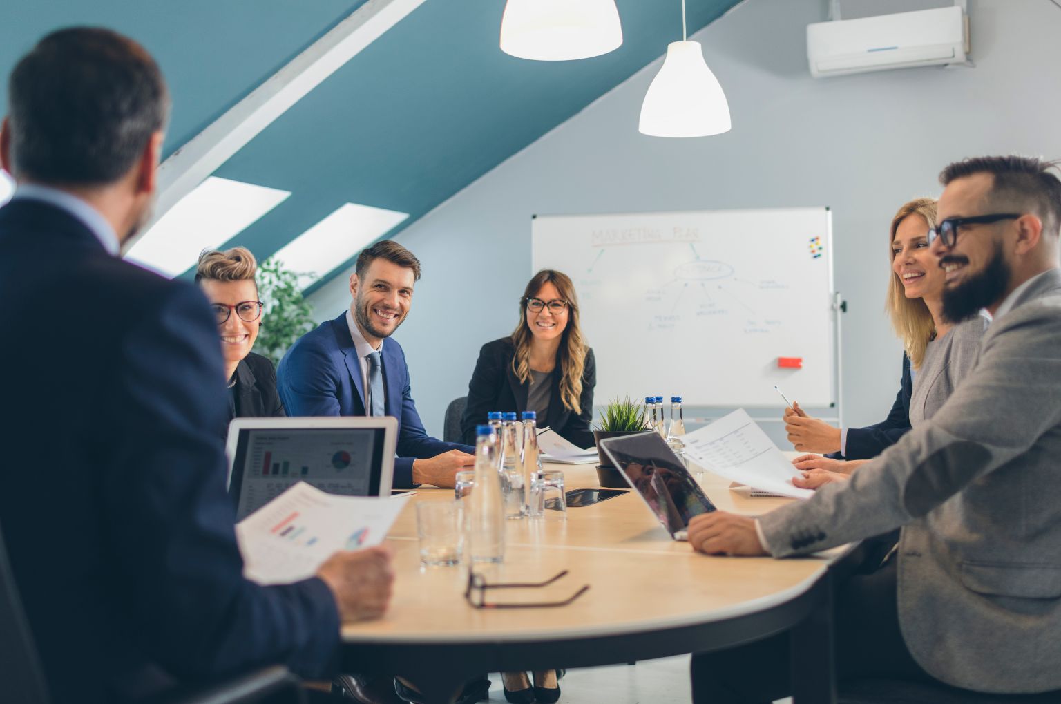 Microsoft 365 Outlook Integration for Meeting Rooms | Ronspot